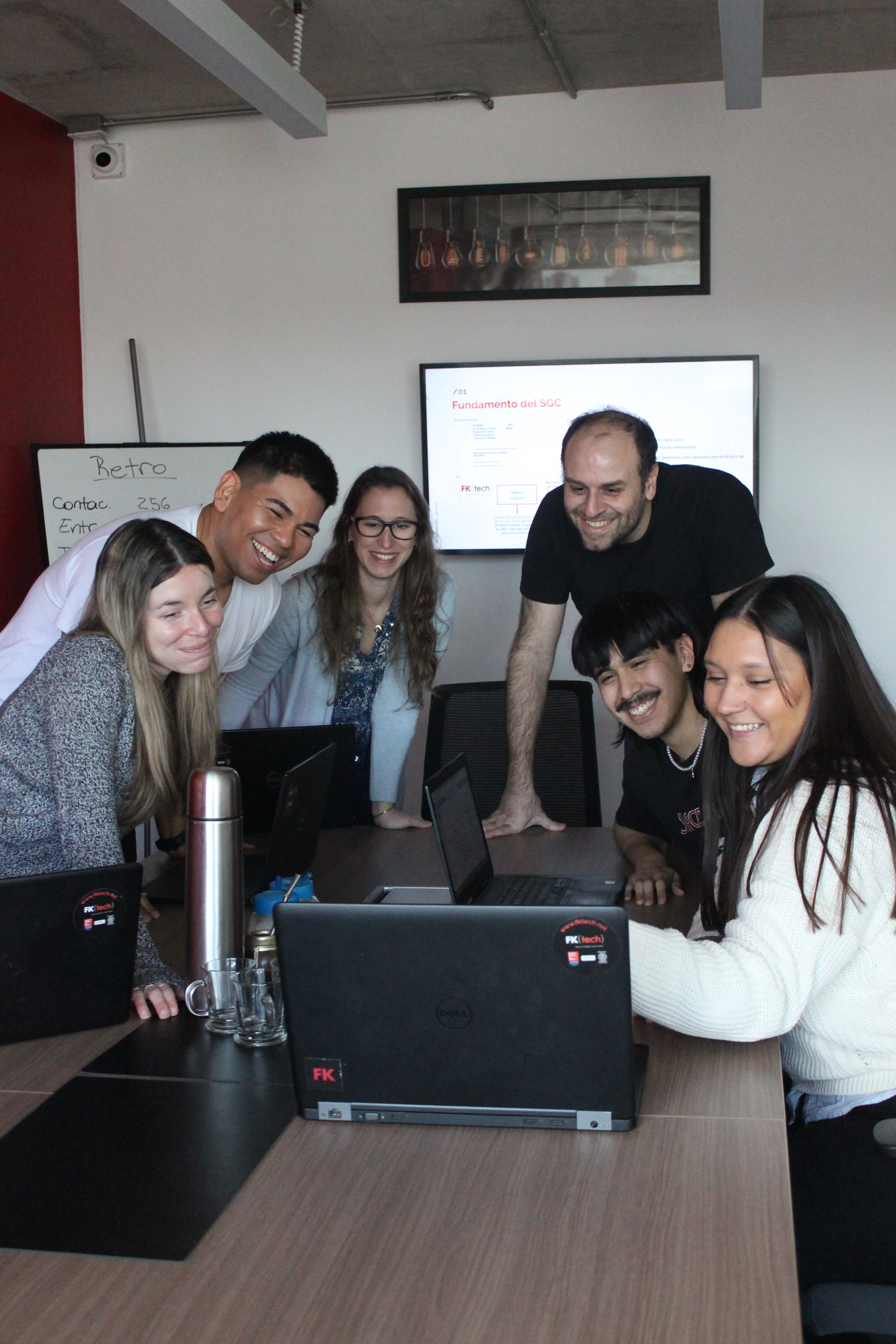 Trabaja con nosotros